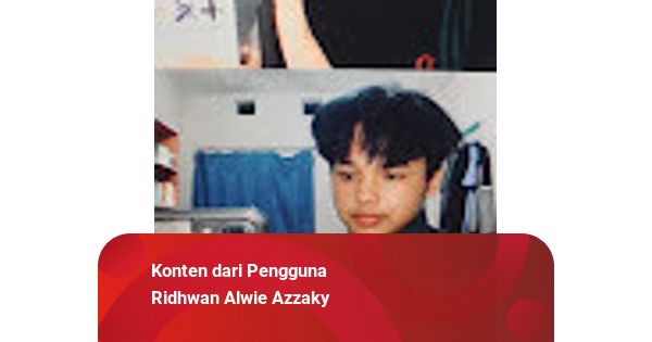 Aku, Meja Kantin, dan Sebuah Revolusi Kecil | kumparan.com